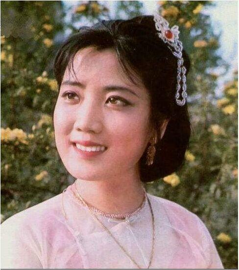 "Princess Peacock" Li Xiuming: After the double movie, he turned to ...