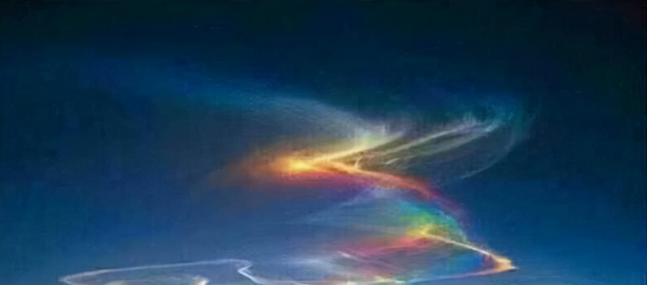 The rainbow of Buddhist monks, the relics and the flesh after passing ...