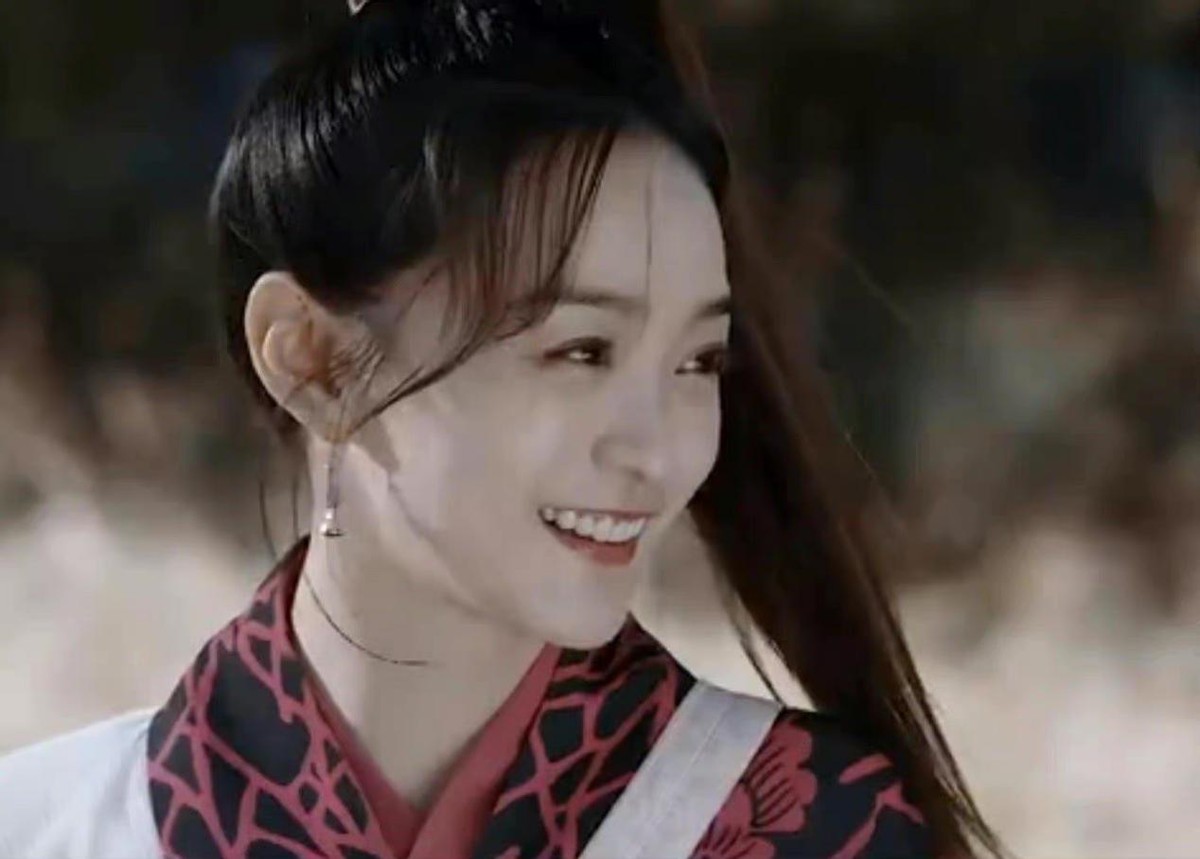 As soon as He Hongshan was praised for her good acting skills, the ...