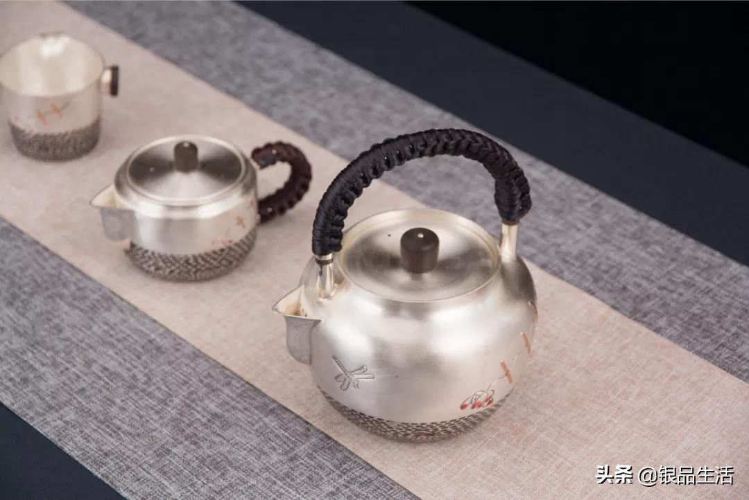 Which is better, silver pot or tin pot?What is the difference between a ...