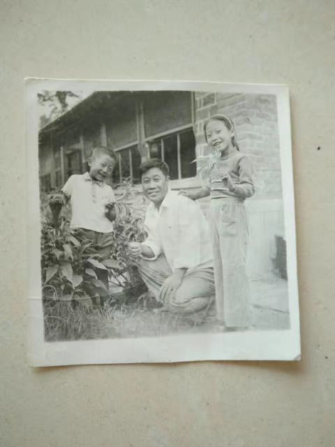 Uncle Fang, we will not forget you - iNEWS