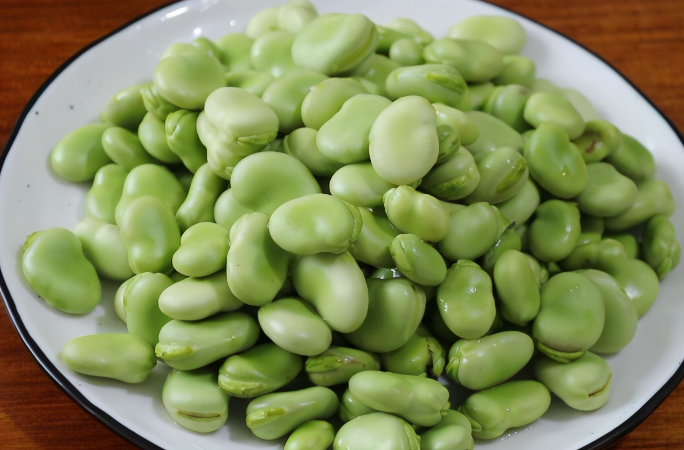 How to keep broad beans fresh?Don't freeze it directly, teach you a ...