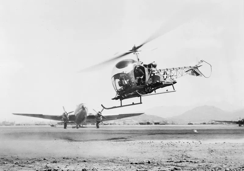 The history of the development of helicopters from XH-40 to UH-1 - iNEWS