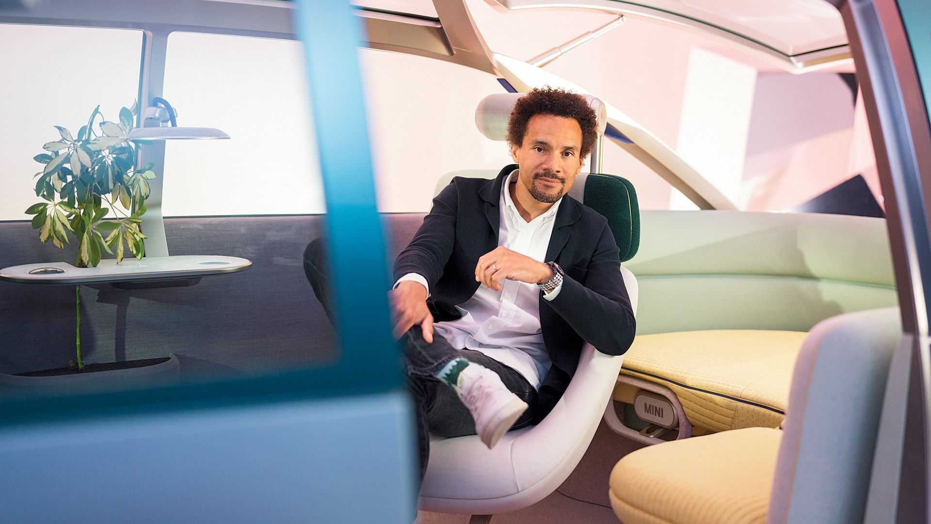 The concept car called "Mobile Study Room" was really made for MINI - iNEWS