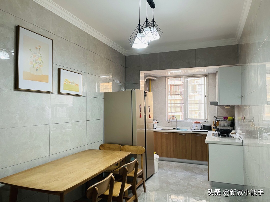 Clean up the new house, do not use the ceiling or do the TV wall, still ...