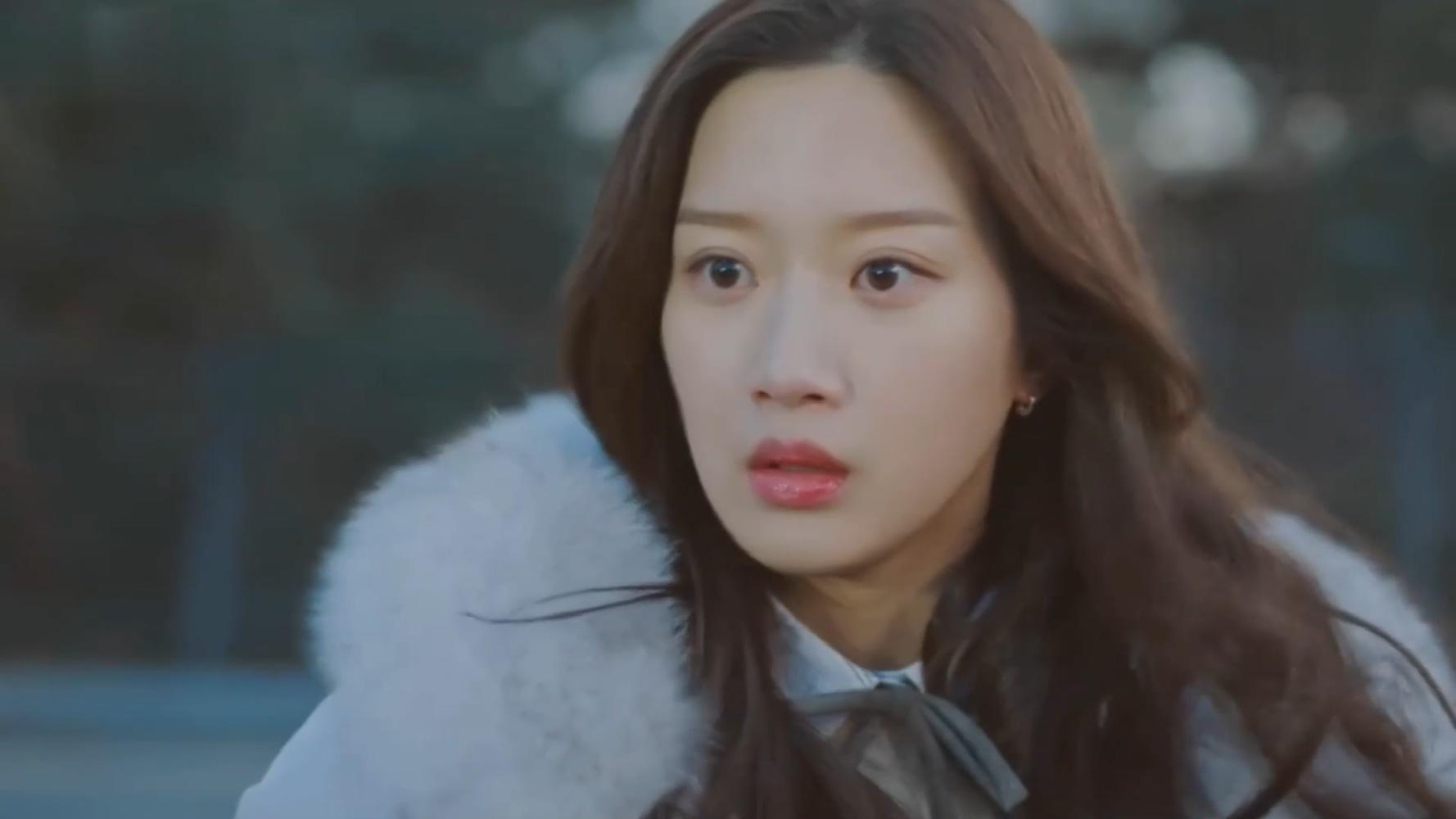 "Goddess Advent" Episode 12: Xiuhao comforts Zhou Jing, whether you put on makeup or not, I like ...