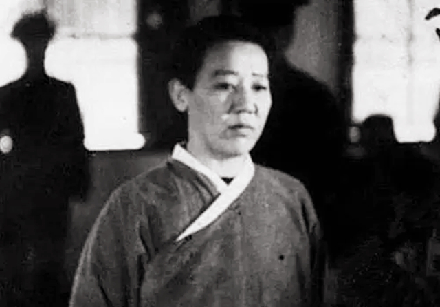 The whole process of Yoshiko Kawashima's shooting: wearing a mask on ...