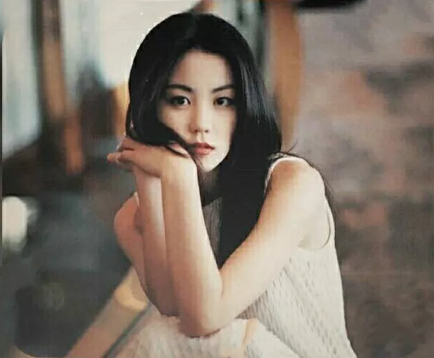How beautiful was Faye Wong when he was young? - iNEWS