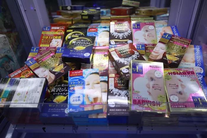 Akihabara-themed Japanese Crane Machine - iNEWS