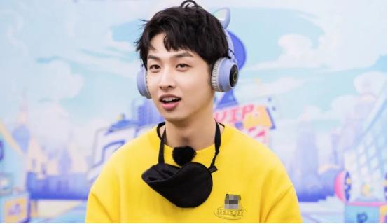 There is a kind of "accident" called Qi Sijun, who aspires to become Sa ...