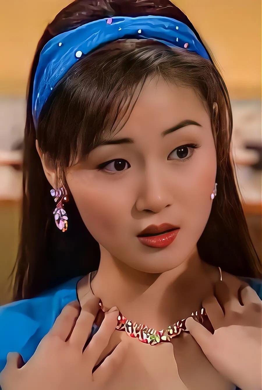 Ma Xiaoling—I have a date with a zombie - iNEWS