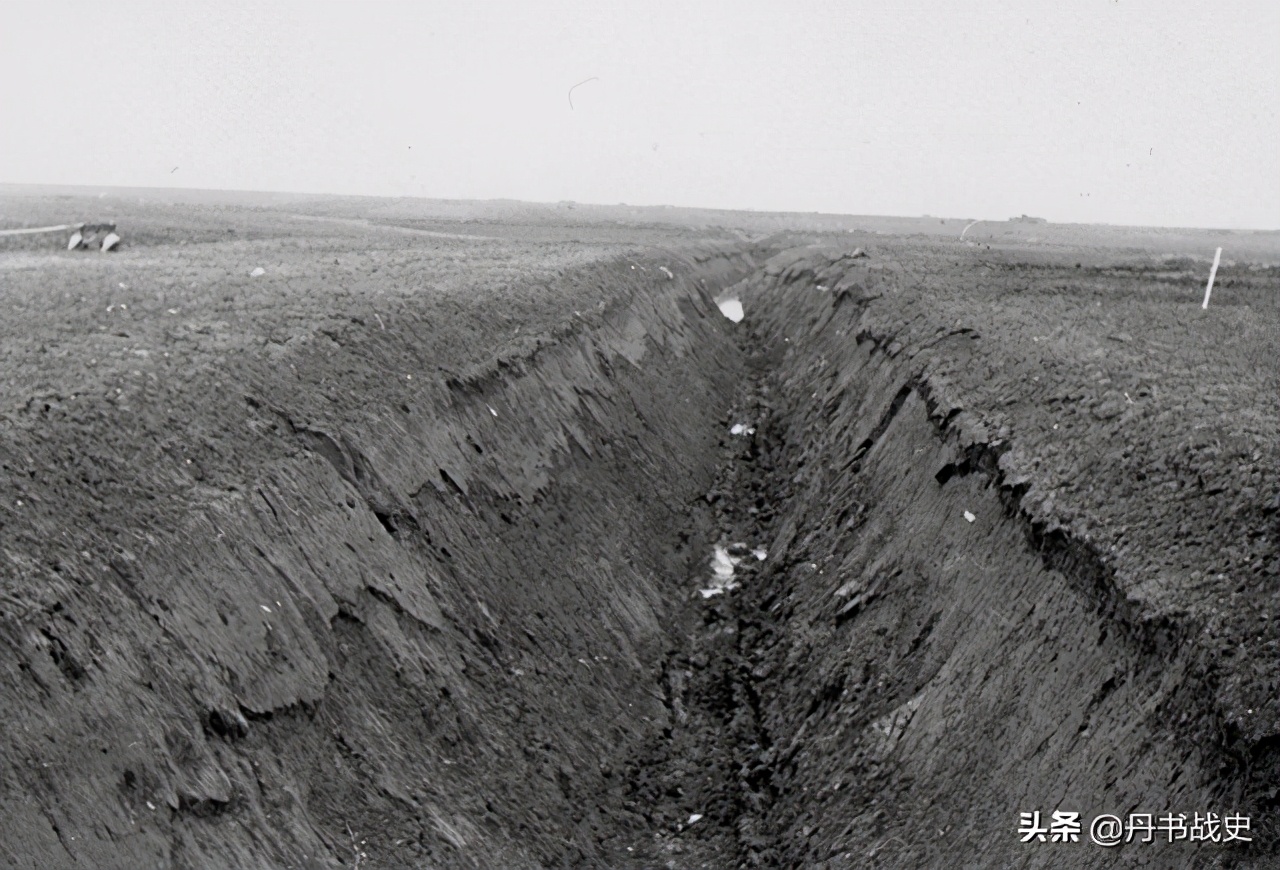 Anti-tank trench, since it can't destroy the tank, it will block your ...