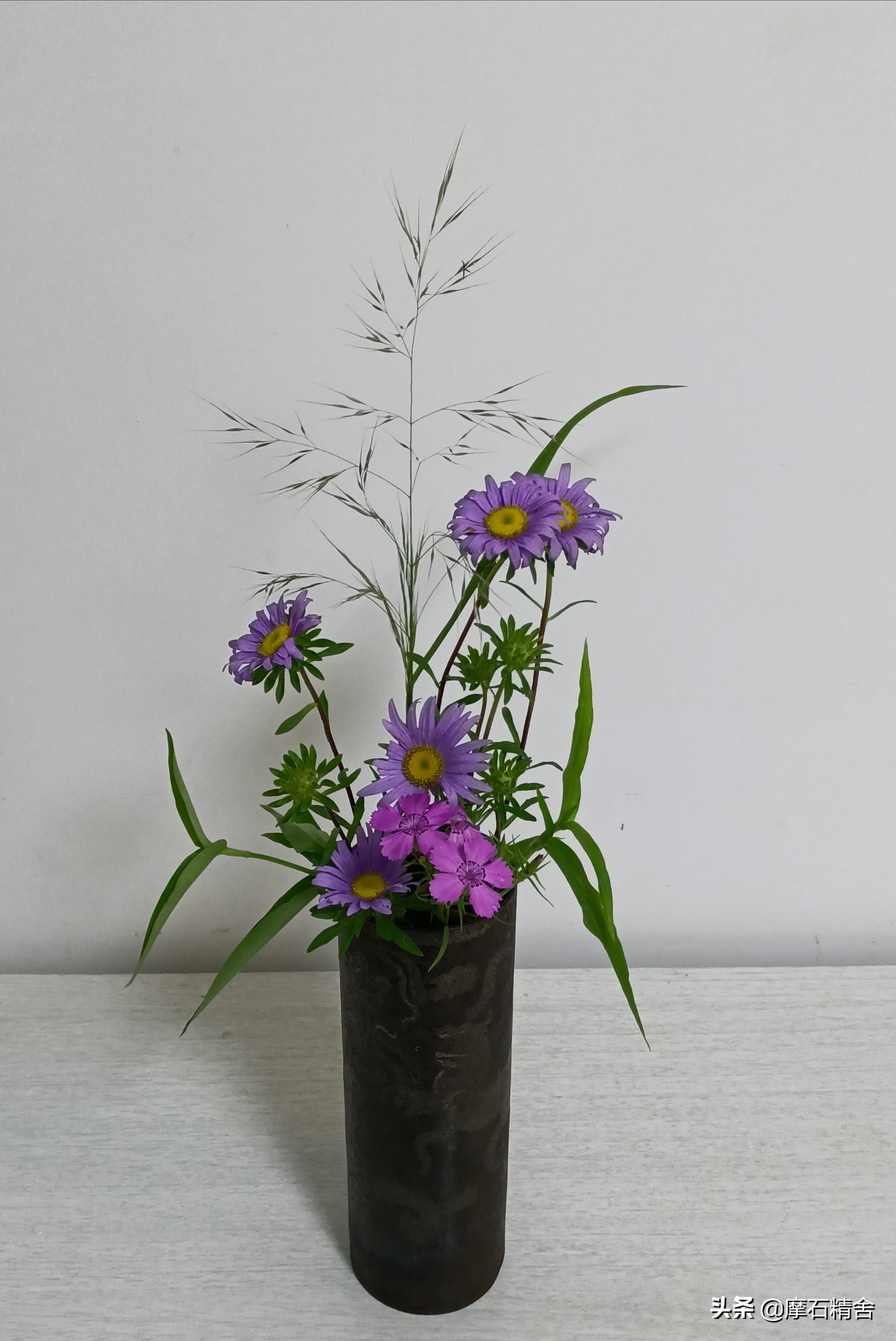Idle Flower Arrangement - iNEWS