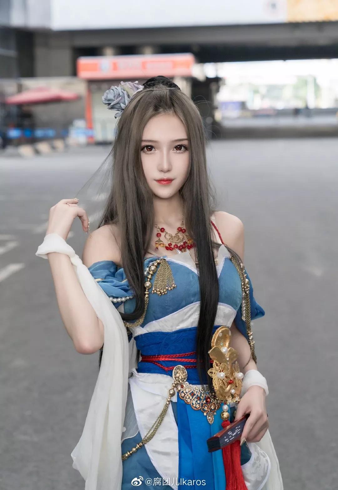 Cosplay world famous Internet celebrity beauty cos different roles - iNEWS