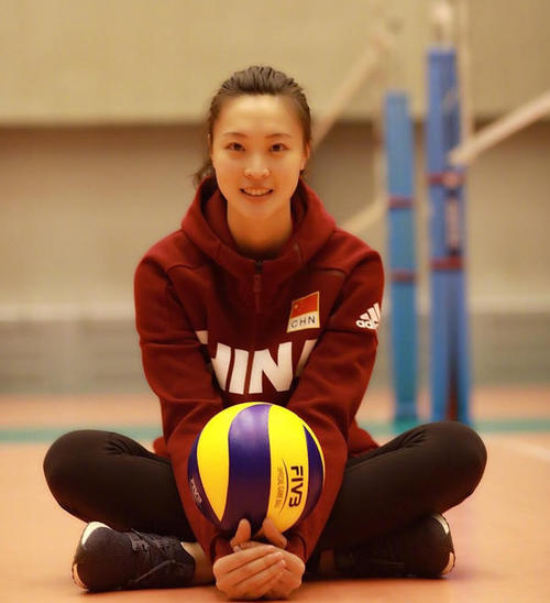 Volleyball star Hui Ruoqi: The tall goddess marries the short doctor ...