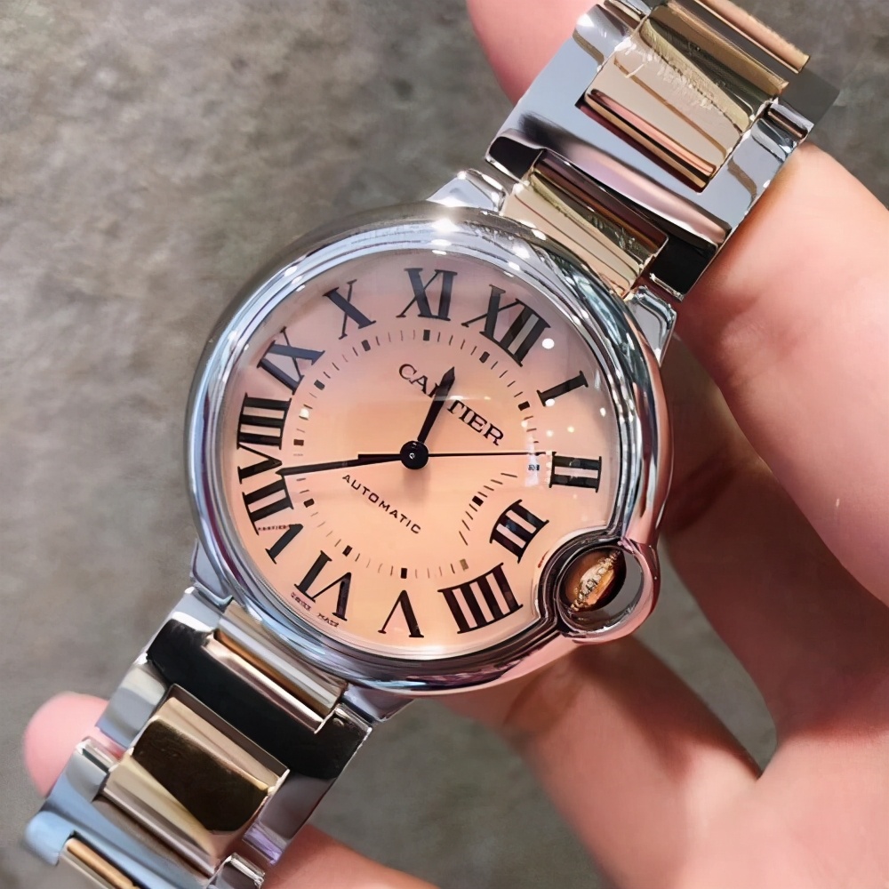 Is there a chain of contempt for the bezel?Teach you to wear a watch ...
