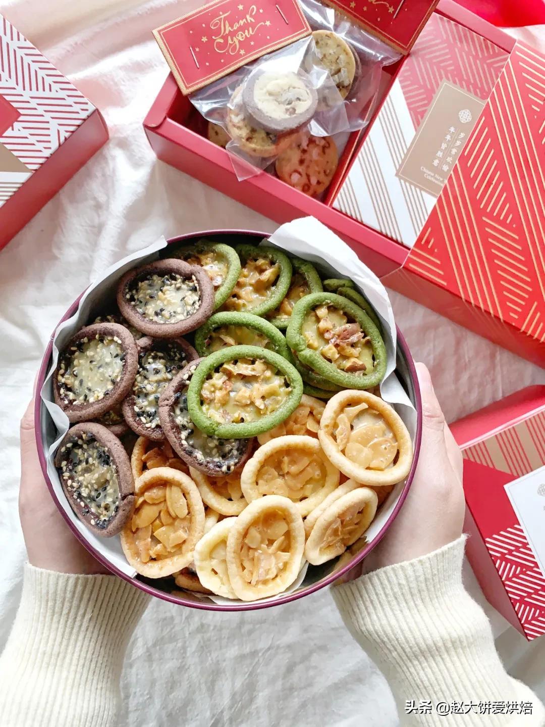 There are three flavors of Roman Shield biscuits that are so delicious ...