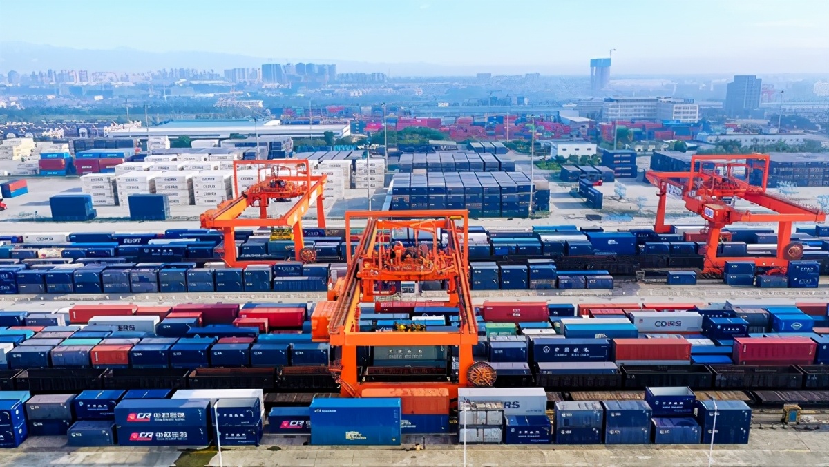 Introduction to the business environment of Chengdu Qingbaijiang ...