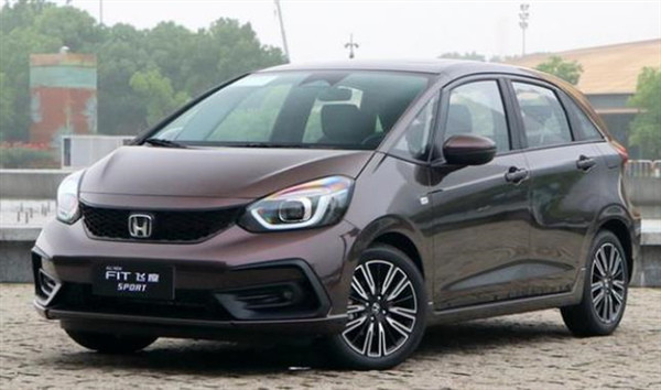 A0 class car is difficult. In December, the "sacred car" fit failed to ...