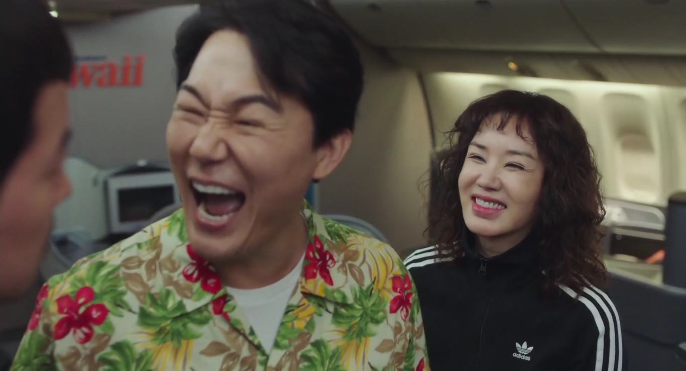 The hilarious event happened on the plane, in this 5 comedy movie - iNEWS