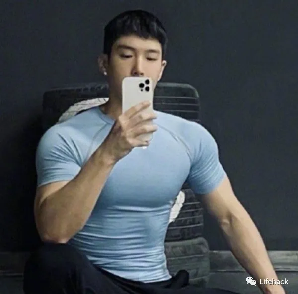 Sheng Lun, how come your pectoral muscles are getting bigger again - iNEWS