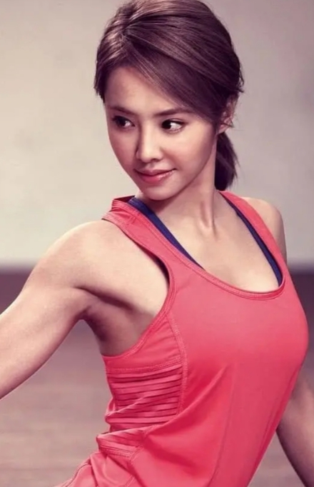 "Yanzhaomen" picks up their recent status, most of them have been ...