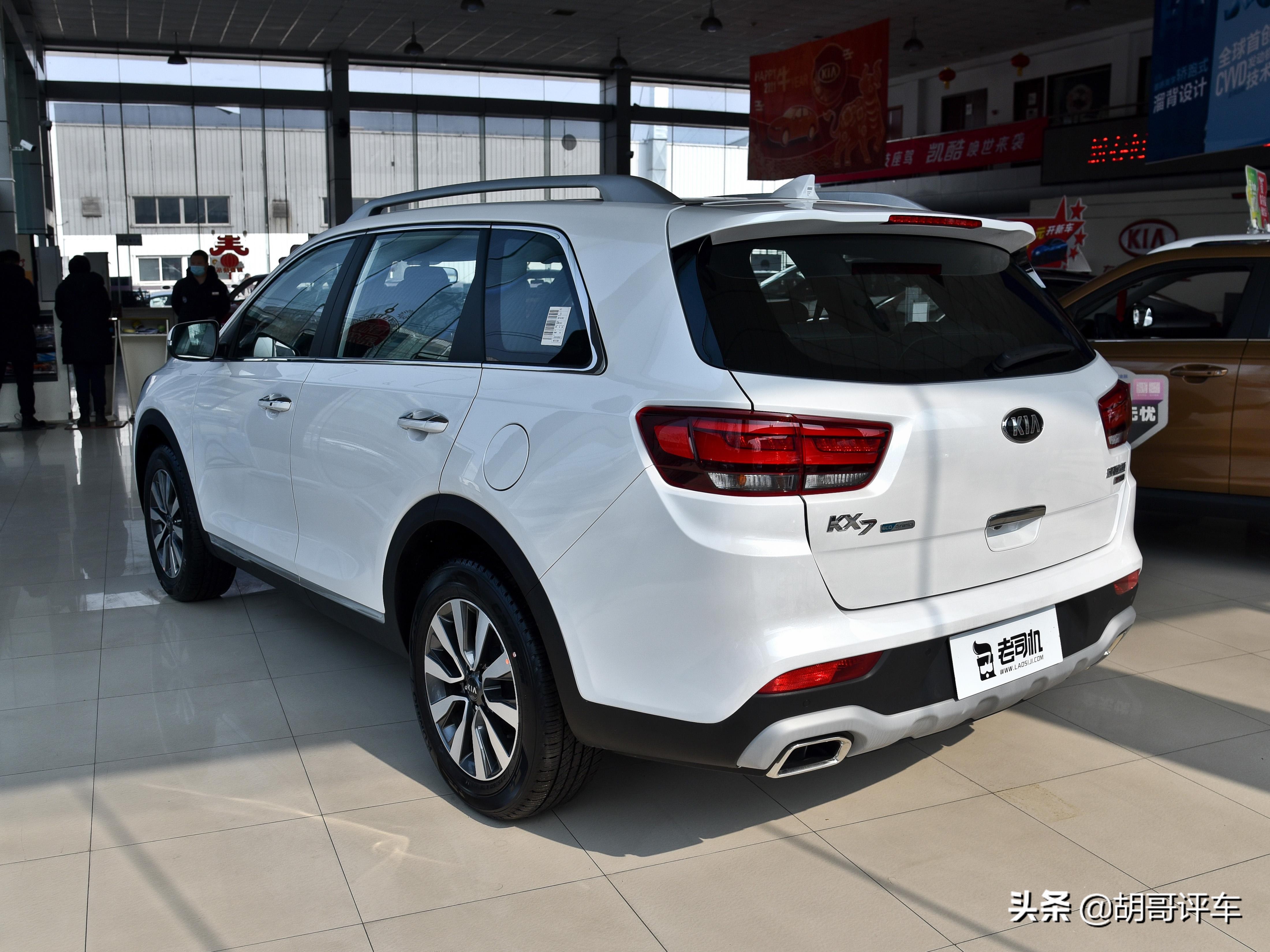 7-seat joint venture SUV, affordable, 2.0T supercharger + automatic transmission, real shot of ...