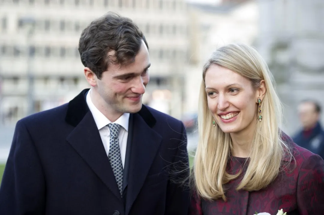 The true prince is 100 times more handsome than the fairy tale!Take a ...