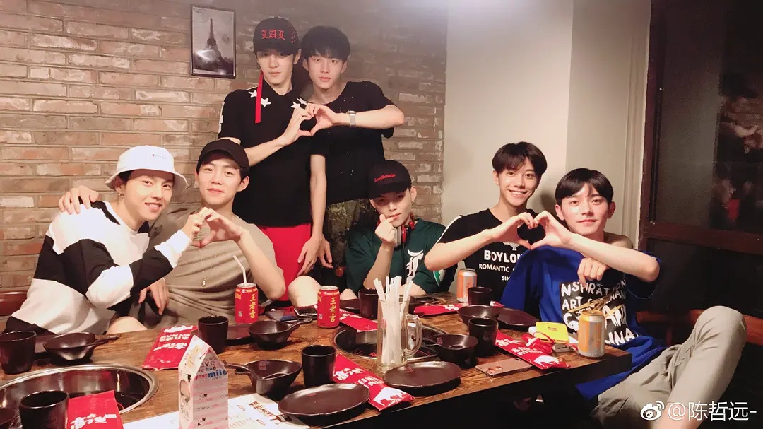 From idol to actor, he is teammate with Chen Zheyuan and Zhou Rui. He ...