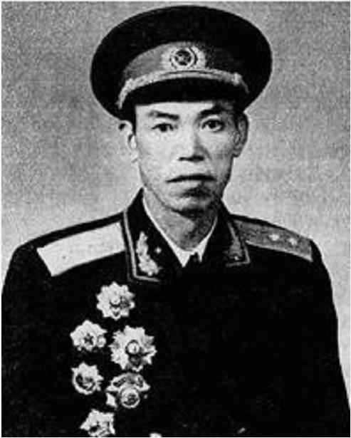 The 38th Army lost the first battle. Liang Xingchu asked Yang Dayi to ...