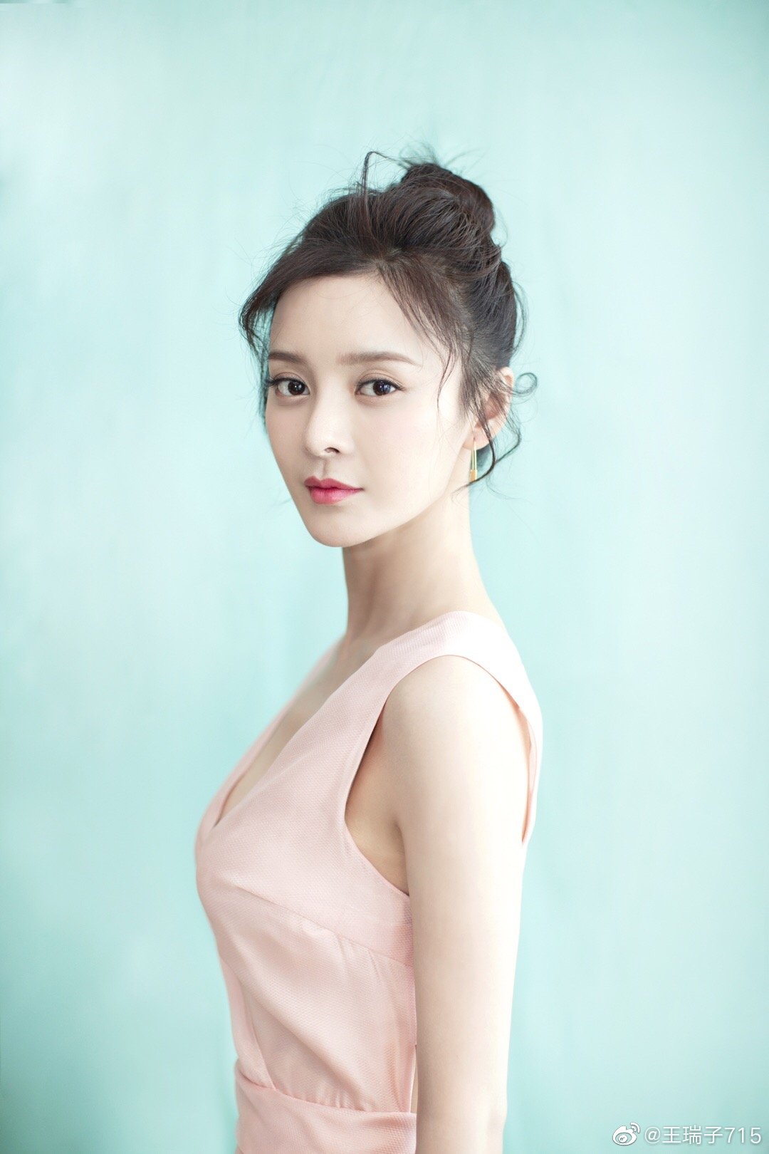 She hasn't been popular since she debuted for ten years. Shen Mengchen ...