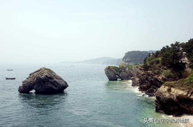 Dalian "One City Contains Two Seas": The Yellow Sea and Bohai Sea are ...