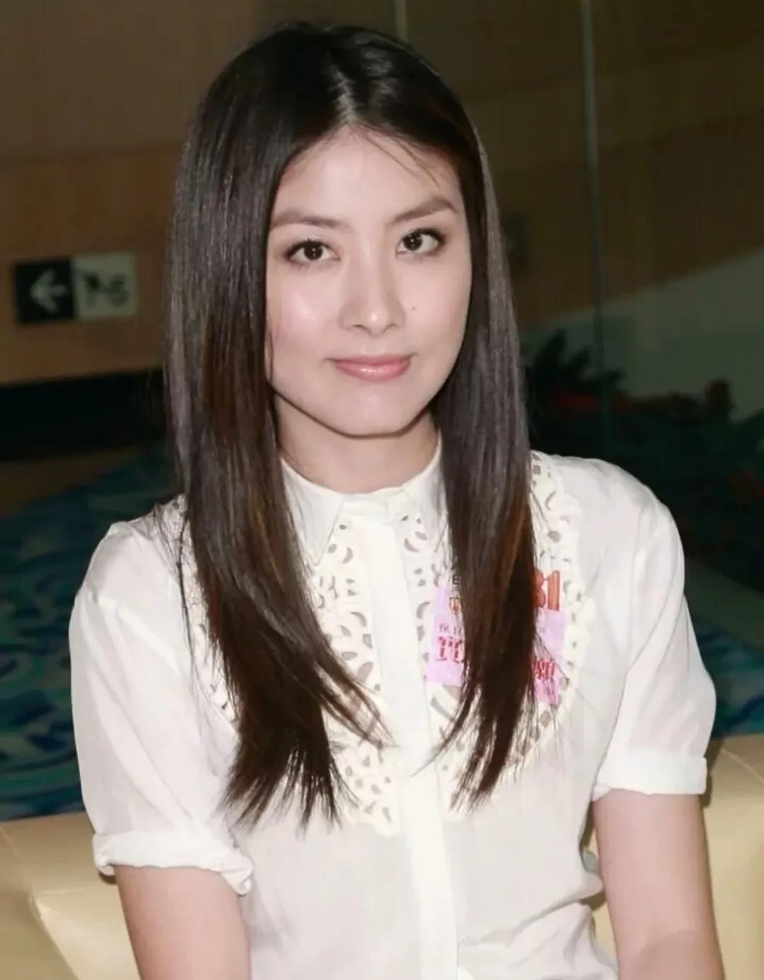 Hong Kong actress Kelly Chen photo 5 - iNEWS