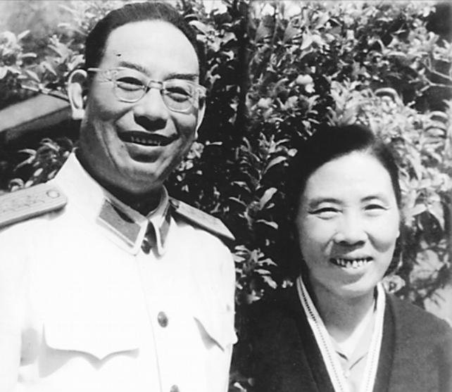 In 1938, Xu Guangda, the founding general, received an urgent phone ...