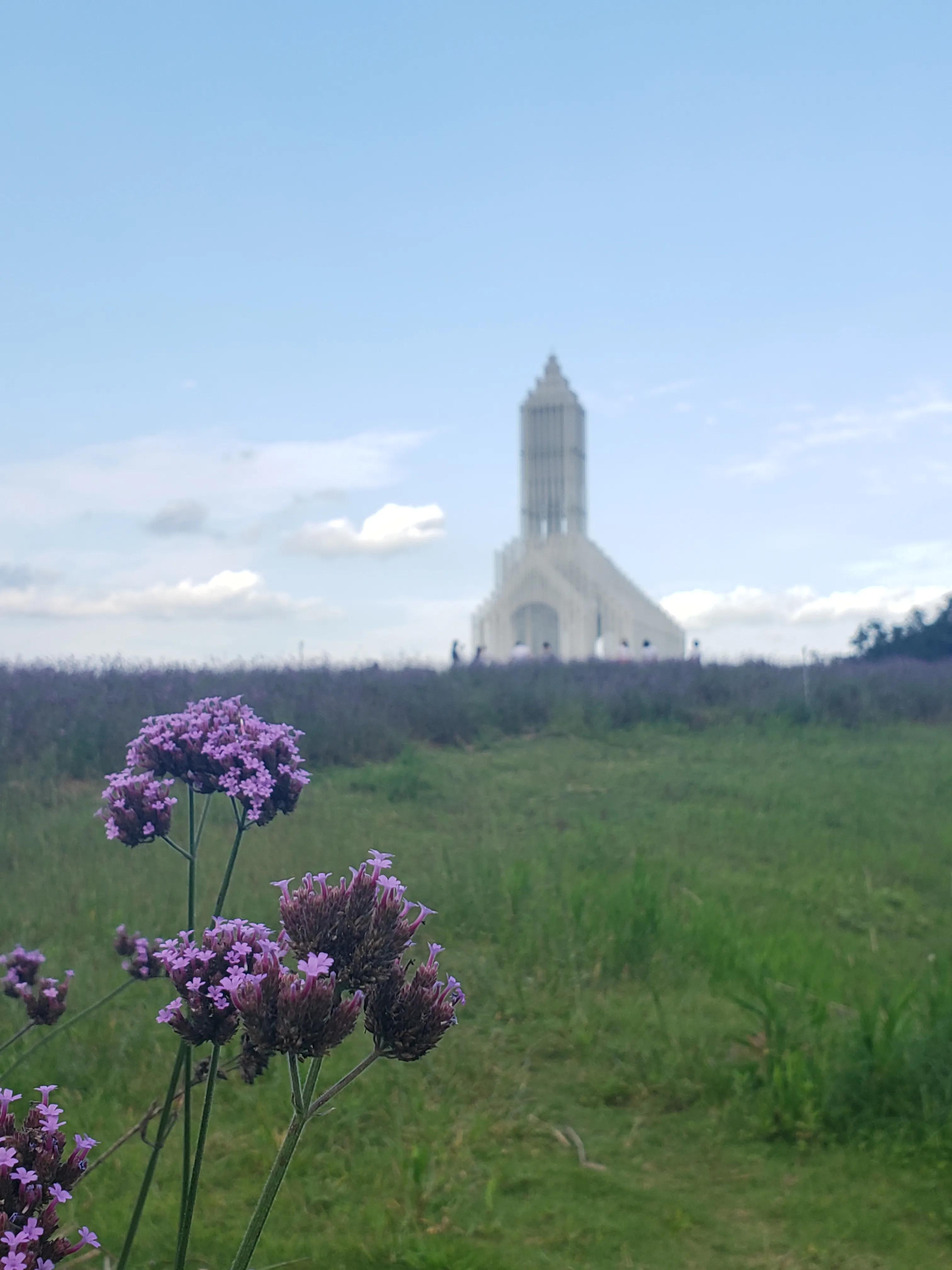 Shadowless Church, another internet celebrity check-in place in Chengdu ...