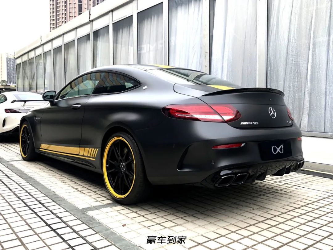 The last generation of V8, Mercedes-Benz AMG C63 Coupe Dark Night ...