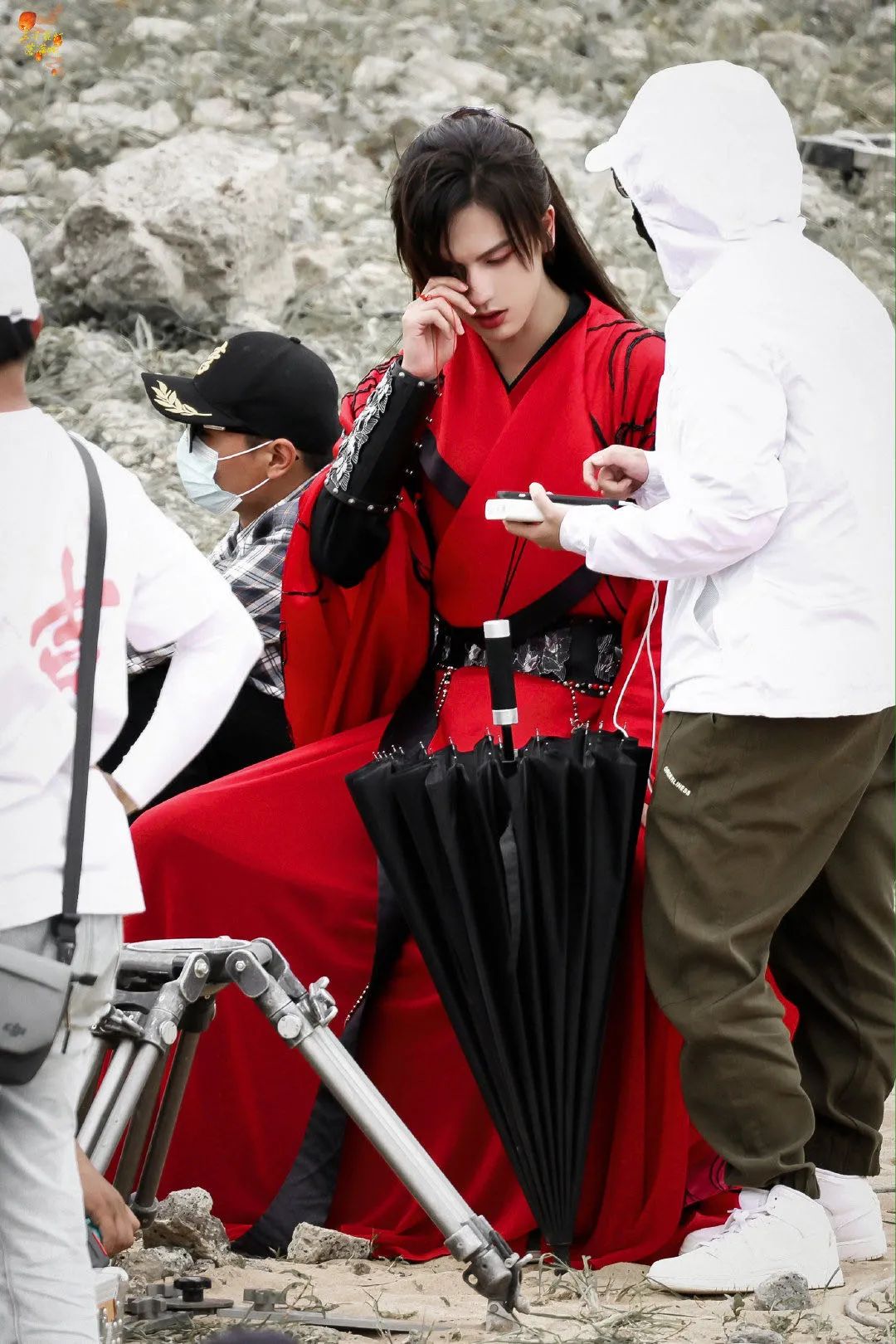 Wang Yibo picks up the Qing Palace Opera?Ouyang Nana is not easy to roll over?The reason for the ...