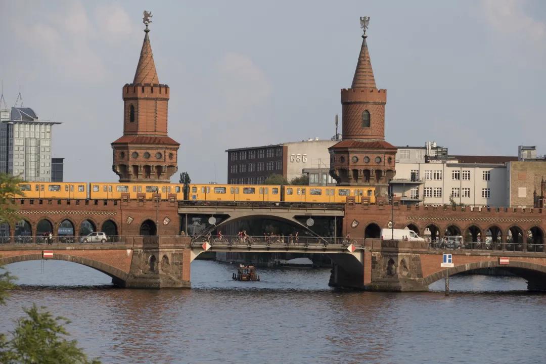 Seven bridges that carry Berlin's history - iNEWS