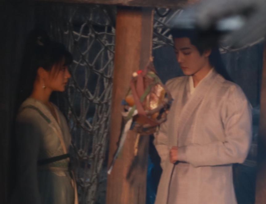 Hot shot of "Jade Bone Yao" in Hengdian, Shi Ying Zhu Yan with face ...
