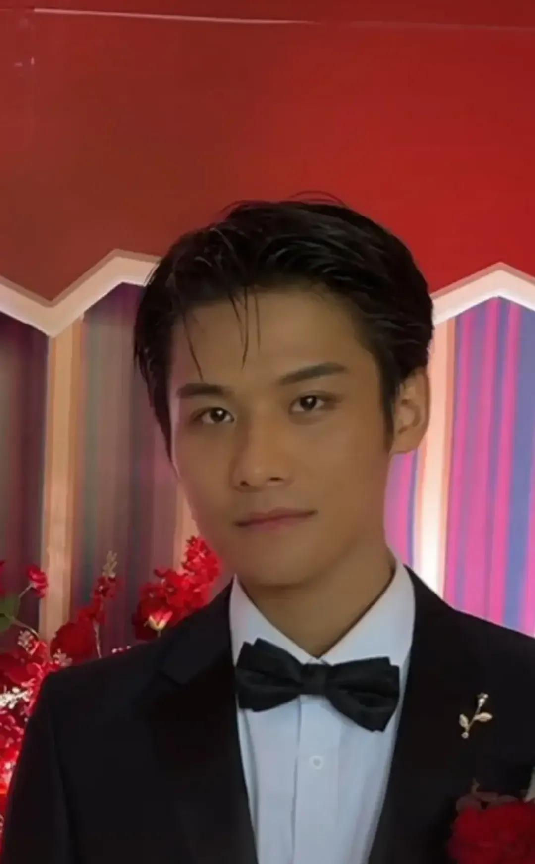 The 50 million Internet celebrity Da Yang is married, and his wife ...