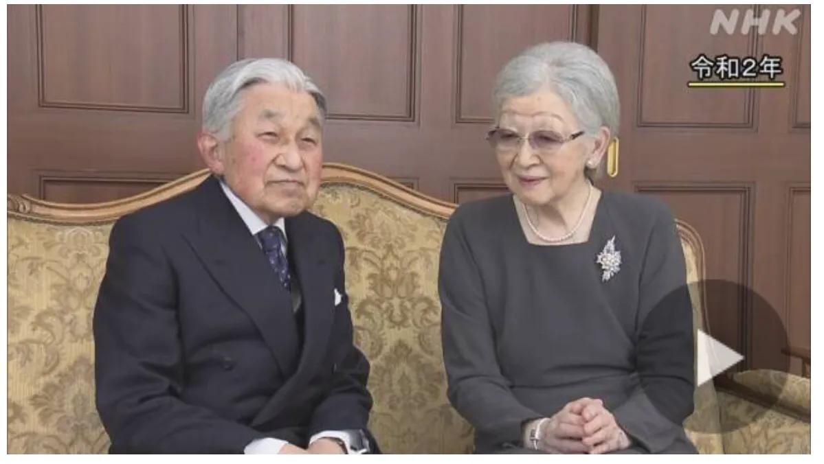 The Majesty and the Queen Mother revealed to his cronies that "I am ...