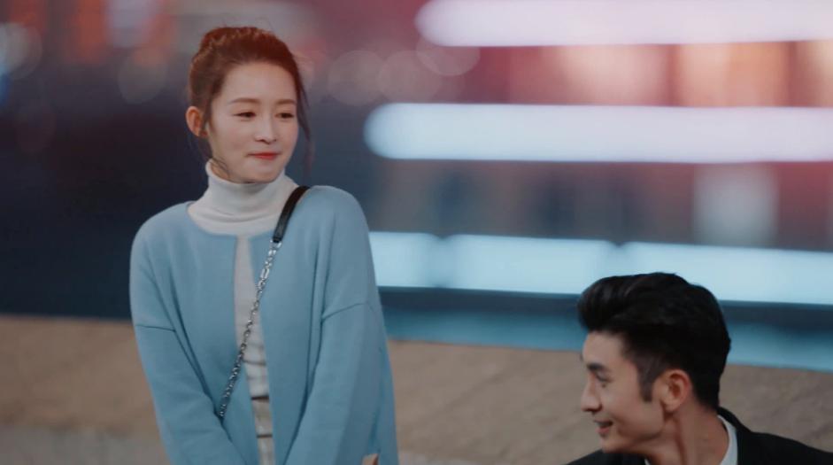Blooming Flowers at Sea Episode 41: Lei Yuzheng took Du Xiaosu's hand ...