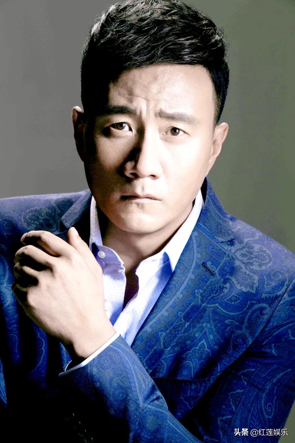 Hu Jun, born in Beijing in 1968, of Manchu nationality, his performance ...