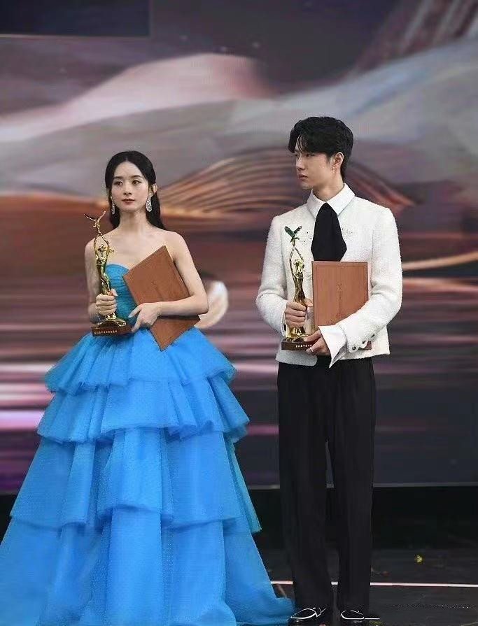 The fan club boycotts Zhao Liying and Wang Yibo's "two-match", fans are too broad or love idols ...