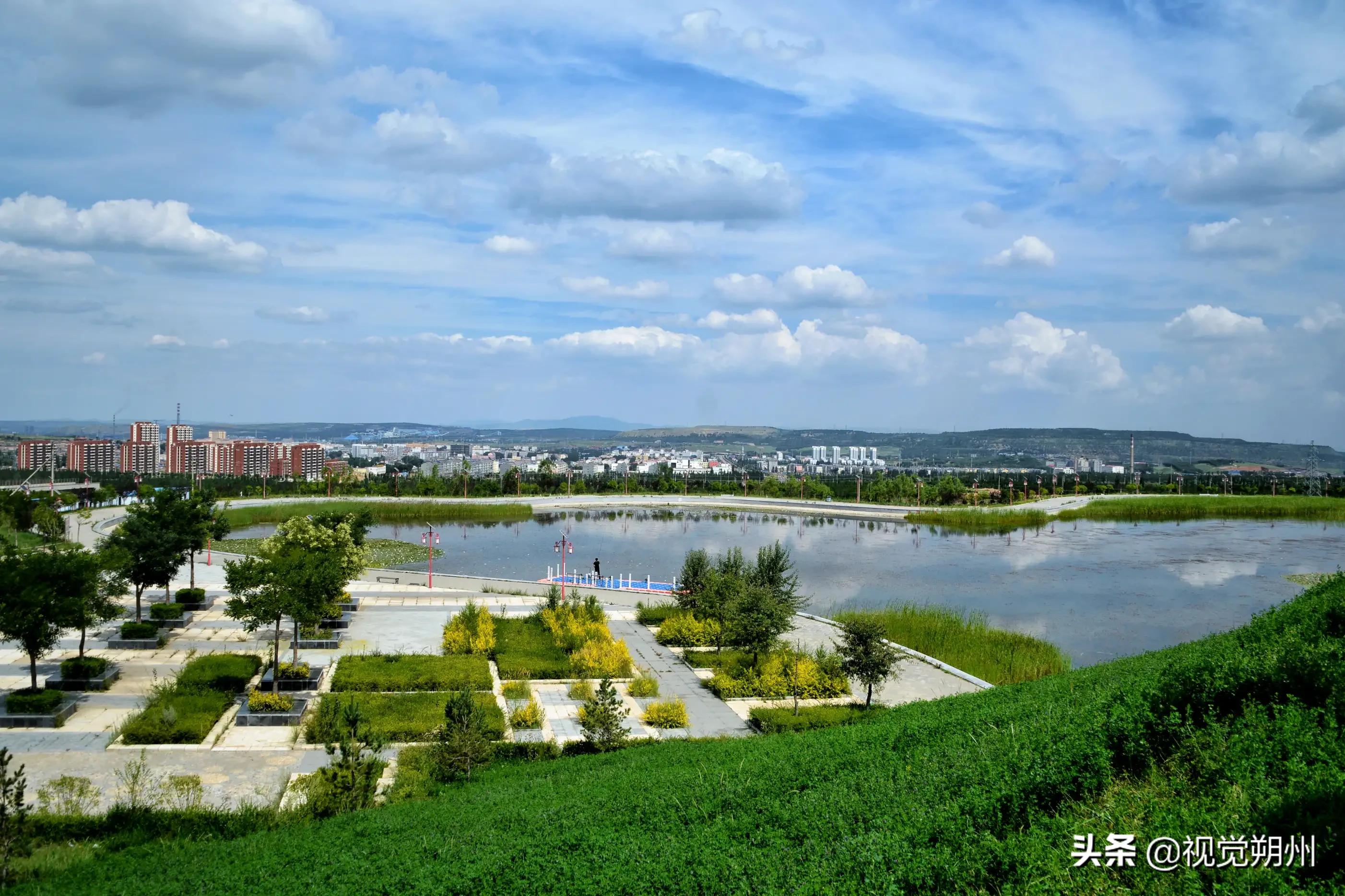 Pinglu District, a big park in the west of the city - iNEWS