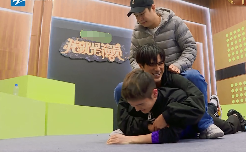 "Actor 3" Hao Lei's fierce Sheng Yilun is not a man, dissatisfied with Wang Zijian's frequent ...