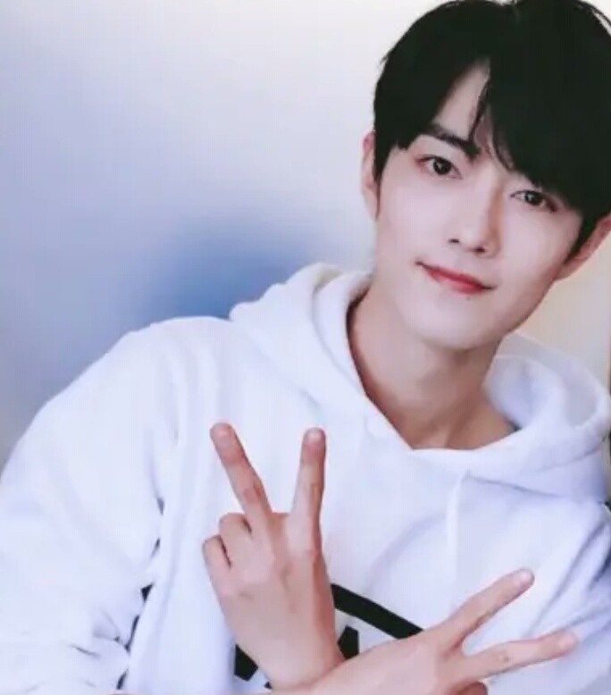 After being blocked by fans!Wang Hailin shouted: Invite Xiao Zhan's studio to accept tax ...