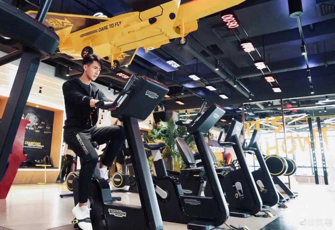 41-year-old Wu Zun's hot search on muscles: really fitness people are ...