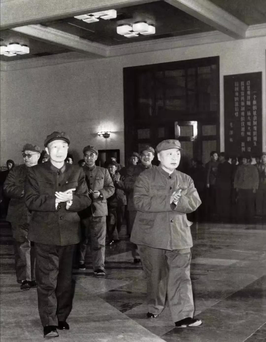 Faced with Nie Rongzhen's confession, Zhang Ruihua, the first female ...