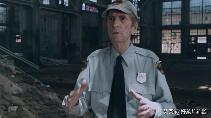 15 unrecognizable movie roles by actors - iNEWS